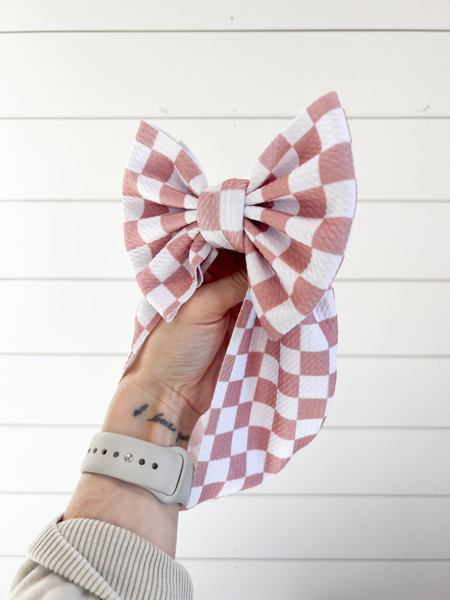 Checkered Fancy Bullet Bow – The Fancy Nestling